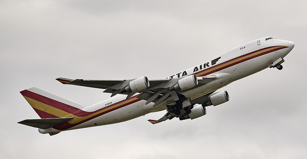 Boeing 747 Spotting Guide, 747 Identification Tips for Airplane ...