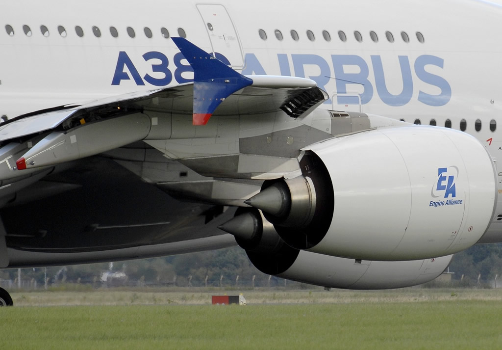 Airbus A380 Spotting Guide, Tips for Airplane Spotters, Photographs ...